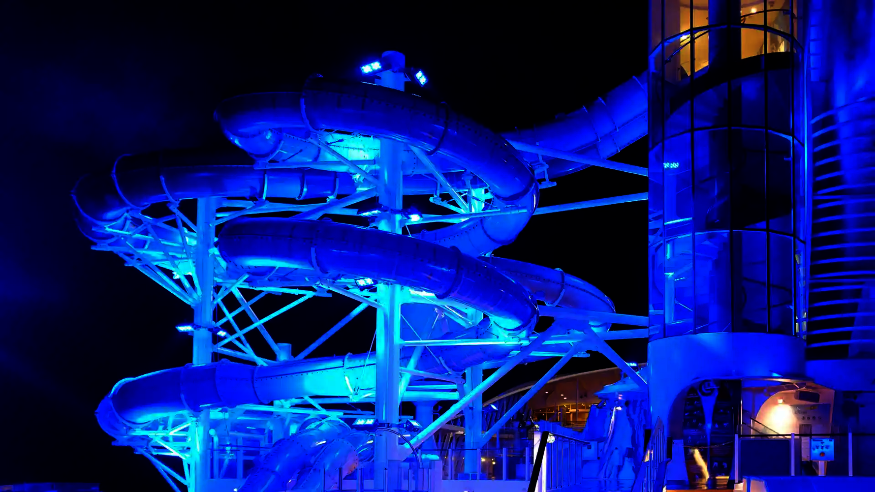 Project Water Slide Adventure of the Seas, Royal Caribbean