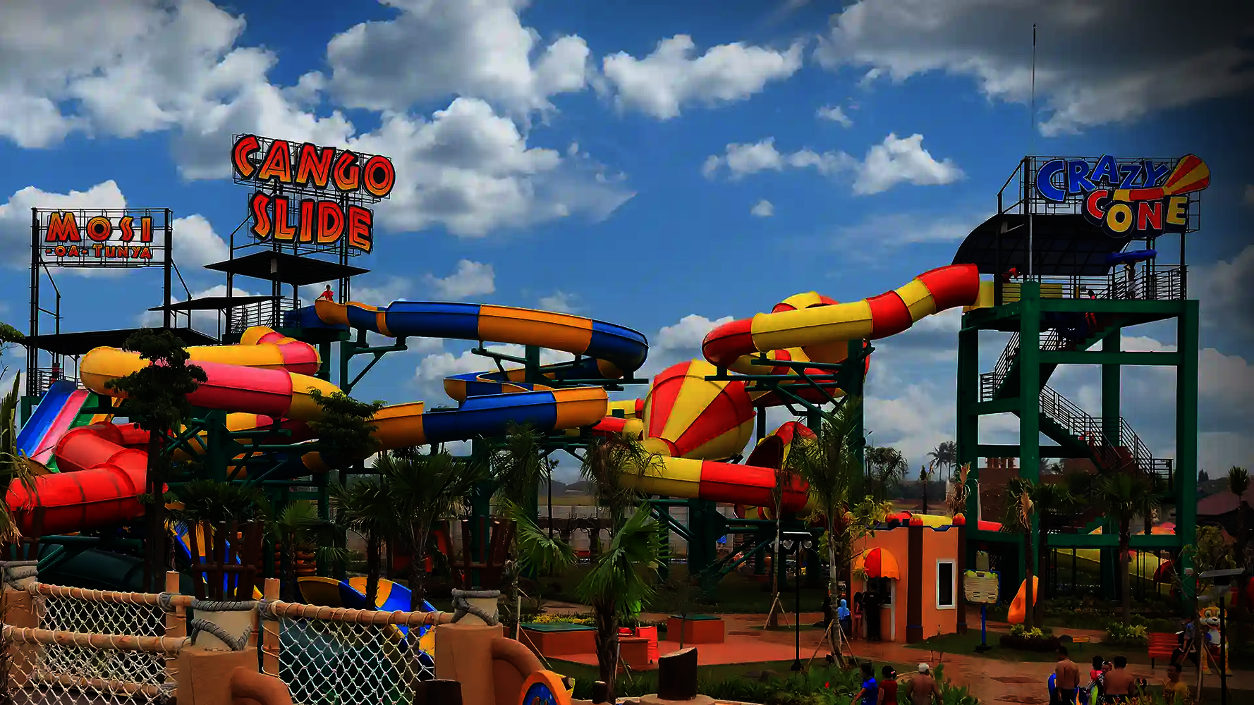 Water slide Crazy Cone | Wiegand.Waterrides